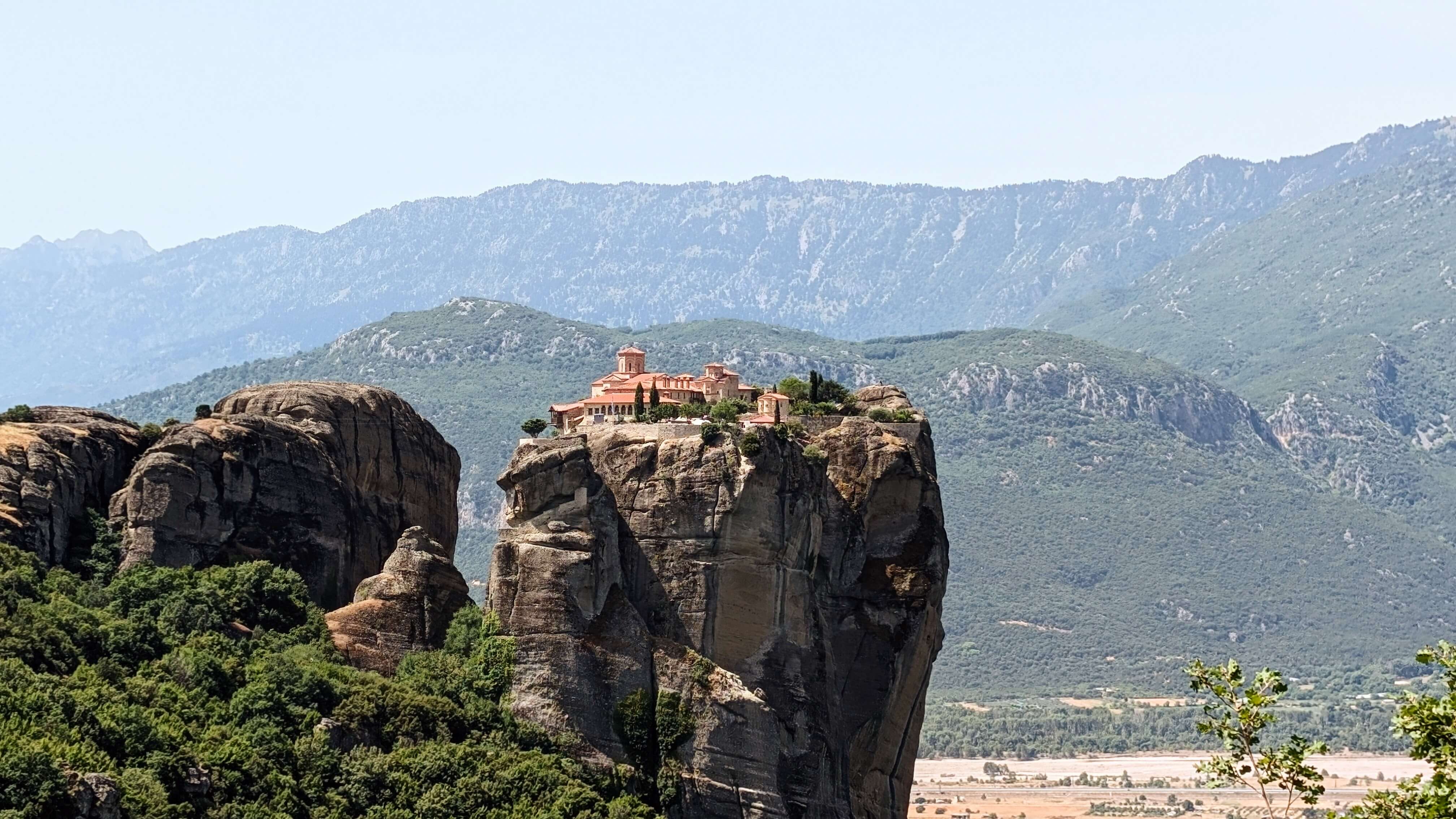 Bezoek aan de schitterende kloosters van Meteora - Griekenland (binnenland)